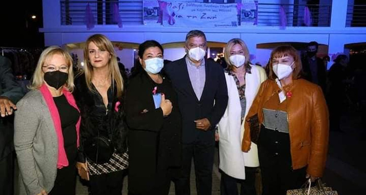 ΦΩΤΑΓΩΓΗΘΗΚΕ ΤΟ ΠΑΛΑΙΟ ΔΗΜΑΡΧΕΙΟ ΓΛΥΦΑΔΑΣ ΣΤΑ ΡΟΖ ΣΤΟ ΠΛΑΙΣΙΟ ΤΟΥ ...